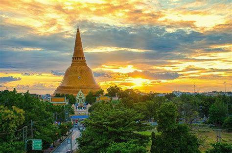 วัดพระปฐมเจดีย์ราชวรมหาวิหาร วิกิพีเดีย Buddhist Stupa Buddhist Architecture Nakhon Pathom