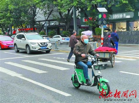 违规使用共享电单车，南充交警给出建议
