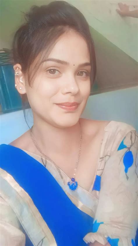 Ziddi🔥bhi Hu Nadan🙃bhi Hu Par Jaisi Bhi Hu Khud Ki😍favourite Hu💯😎