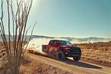 News The 2021 Ram 1500 Trx Takes Aim At The Ford Raptor Mgreviews