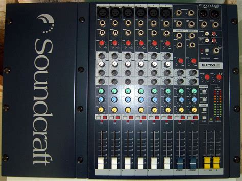 Soundcraft EPM6 image (#223978) - Audiofanzine