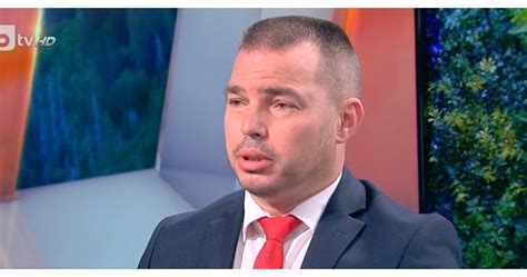 Антон Златанов 2023 година бе тежка с 50 ръст на мигранти