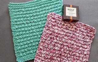 Ravelry Pebble Stitch Washcloth Pattern By Knittycat S Knits