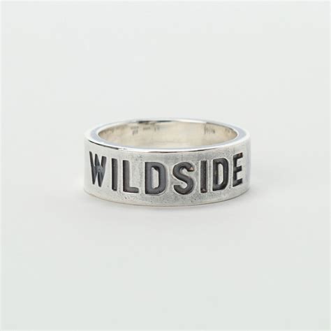 ヨウジヤマモトが手掛けるエッジの効いたコンセプチュアルプロジェクト「wildside Yohji Yamamoto」から初のジュエリーが登場