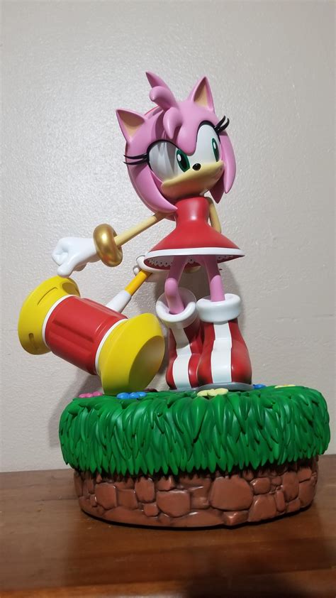Got A Giant Amy Rose Figure She Looks So Cool At Every Angle Ramyrose