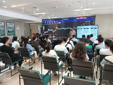 金融学院师生开展碳交易与碳金融专题调研