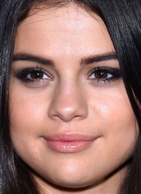 Close Up Of Selena Gomez At The 2015 Instyle Awards Selena Gomez Hot Close Up Of Selena Gomez At The 2015 Instyle Awards Selena Gomez Hot
