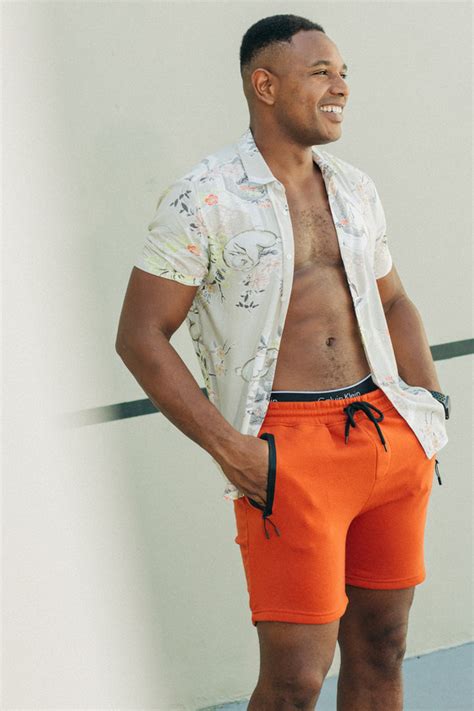 Jethro Product Photographer Model