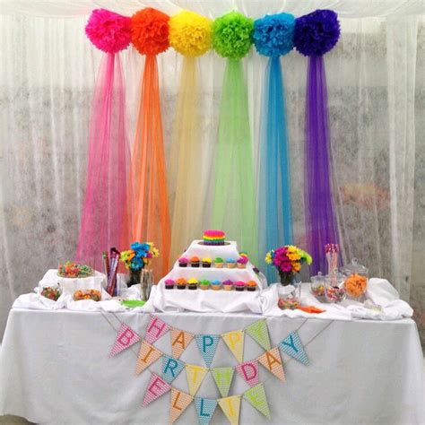 más y más manualidades Increíbles ideas para decorar fiestas usando tul Trolls Birthday Party