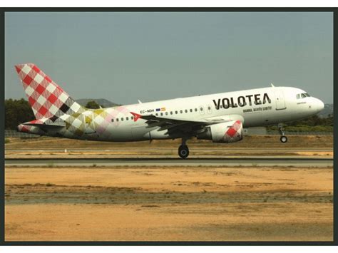 Postcard Volotea A319