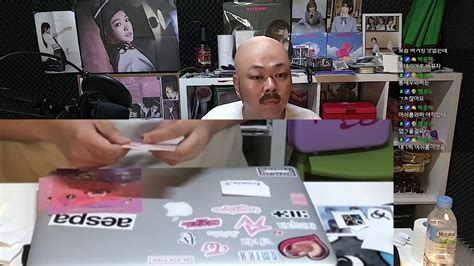 24 08 23 Kpop Club Dj Macbook Sticker 맥북에 아이돌 스티커 붙이기ㅎ Youtube