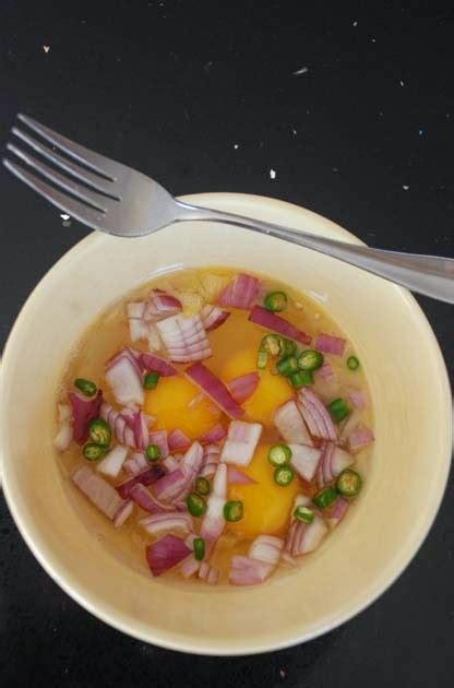 Bong Moms Cookbook Baked Omelette Er Jhol Baked Eggs In A Curry