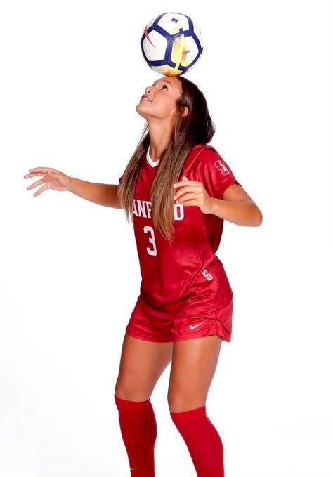Pin By Dana Rivard On Soccer Media Day Soccer Poses Soccer