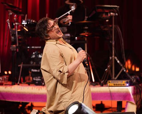 Salepxhija Genc Salihu Me Super Performancë Në ‘soiree Gazeta