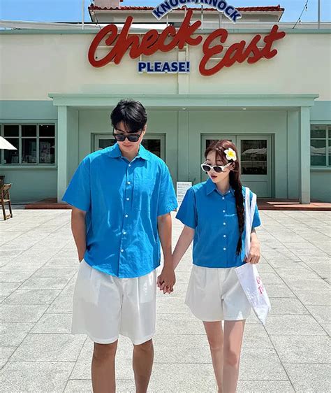 초특가 2사이즈세트가능 블루 린넨 코튼 쿨 반팔 셔츠 여자 크롭 남녀공용 오버핏 남방 와이셔츠 커플룩 시밀러룩 데이트 꾸안꾸 데일리 여름 휴가 바다 휴양지 물놀이