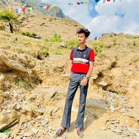 Ankit Arora 🙋‍♂️⚡️ Instagram