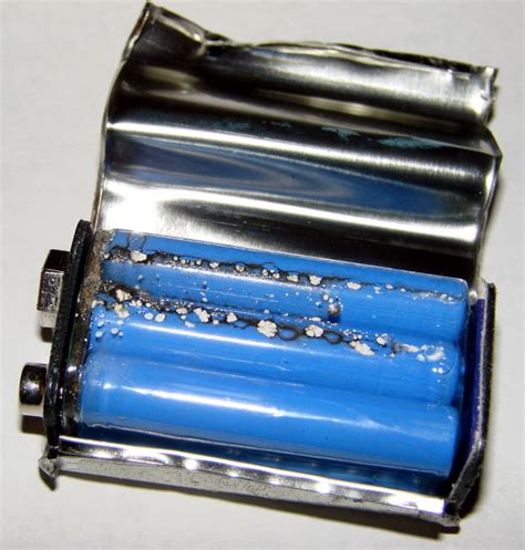 Inside 9v Batteries The Smell Of Molten Projects In The Morning