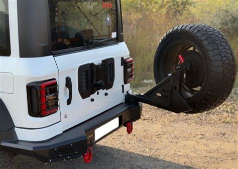 Mahindra Thar Roxx Spare Wheel Carrier Classic Noida