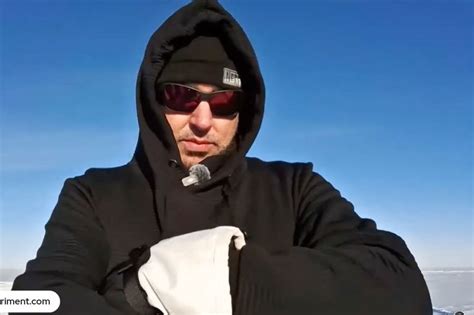 Conspiracy Theorist Youtuber Spends Thousands To Prove The Earth Is