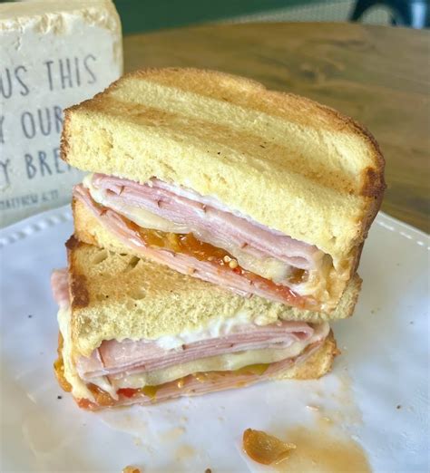 Our Daily Bread Sandwich Shop 107 W Pne Ave Winnie Tx 77665 Usa