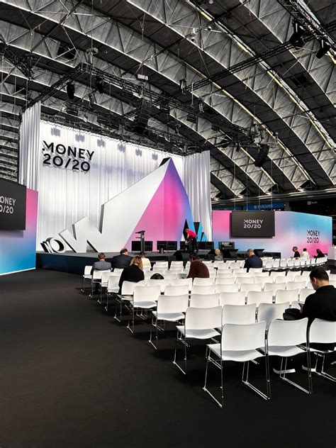 Aydan Al Saad En Linkedin Stage Money2020 Money Careerjourney