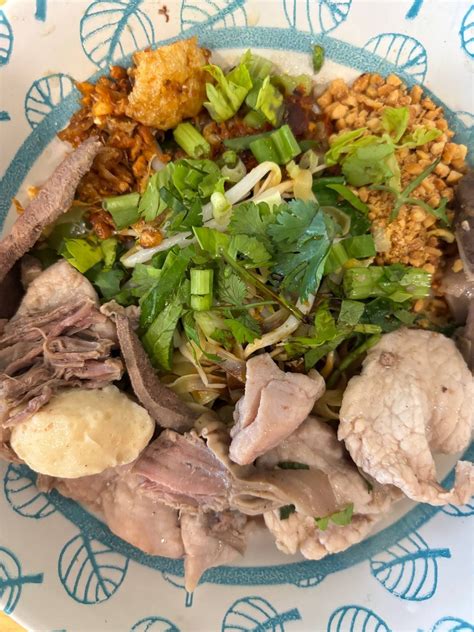 ก๋วยเตี๋ยวหมูน้ำตก น้ำใส ต้มยำ โอ้มายคัพ ประชานิเวศน์ 3 ซอย 7 สั่งอาหารเดลิเวอรี Wongnai X