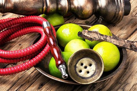 Oriental Nargile With Lime Hookah With A Tobacco Flavor Of A Mixture Of