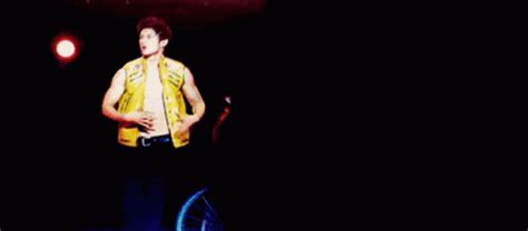 Harry Shum Jr Dancing  Harry Shum Jr Dancing Cute Discover