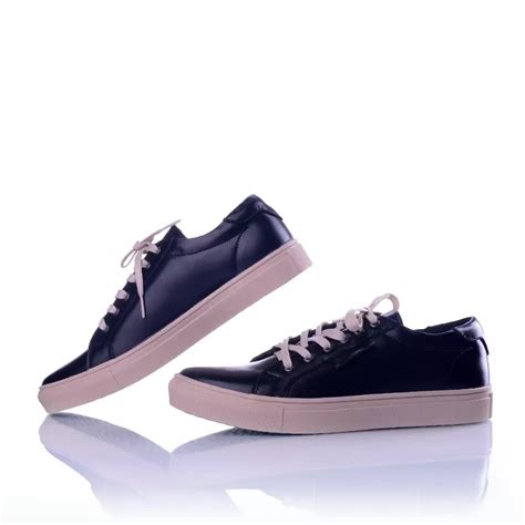 Jual ATTAYA DESIGN Attaya Design Sepatu Pria Sneakers Classic Pendek