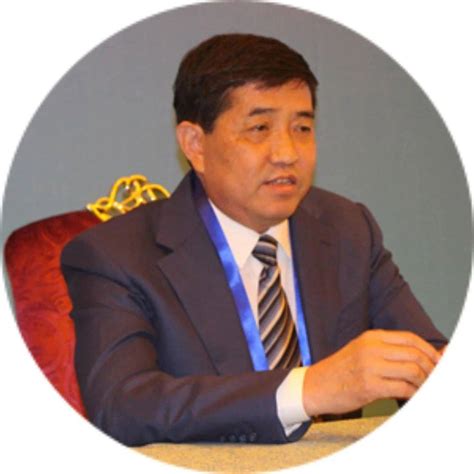 一个兽医，套现30亿 关注李老板陈金霞国资