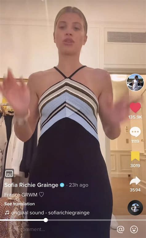 Name Of This Dress Worn By Sofia Ritchie Rfindfashion