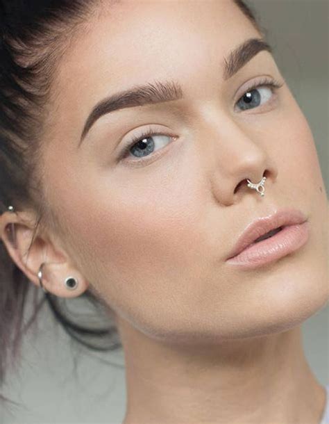 Épinglé Sur Hair Style Make Up