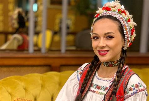 Vlăduța Lupău A Revenit Pe Scenă La Nici Trei Săptămâni De Când A Născut „mi A Fost Dor Să Mă