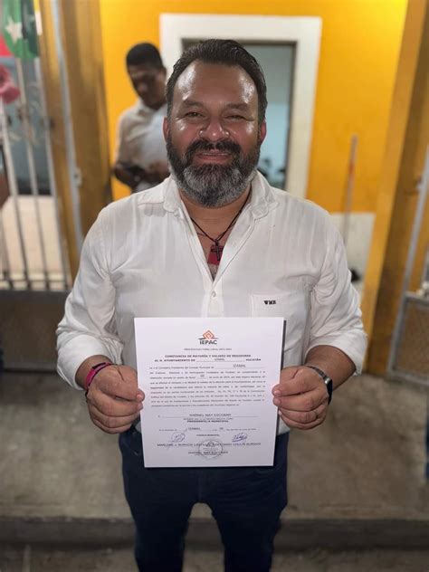 Warnel May Escobar Se Reelige Como Presidente Municipal De Izamal