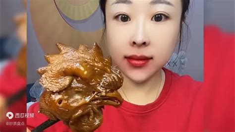 鸡头这样吃，能香出二里地，盘点那些嗦鸡头最香的五位女主播。 Youtube