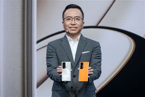 折叠屏全面普及拐点到来？荣耀推首款高端折叠旗舰magic手机产品