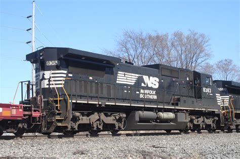 NS 8383