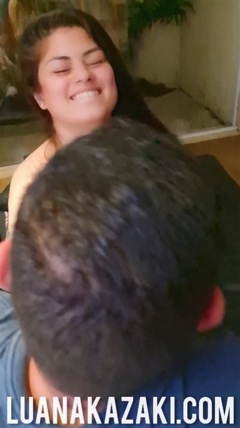 Amante Chupando O Cuzinho Da Luzana Kazaki Enquanto Seu Marido Corno