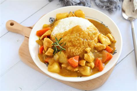 超级美味的咖喱饭在家就能轻松做足不出户也能领略东南亚风味