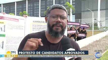 Professores protestam no TJ contra suspensão do concurso da Semec em