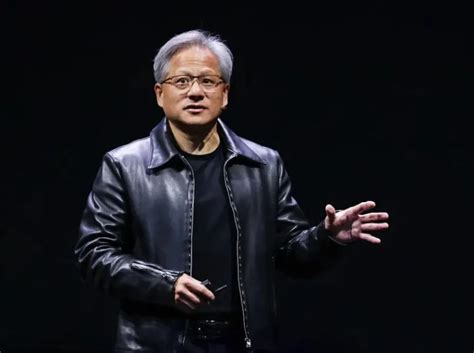 Blackwell晶片爆瑕疵！ 黃仁勳：百分之百輝達錯「多虧台積電補救」