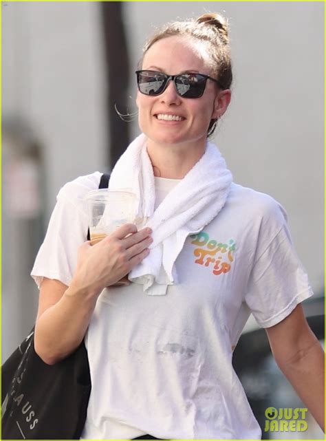 Olivia Wilde All Smiles While Stepping Out Amid Nanny Allegations Drama Photo 4841981 Olivia