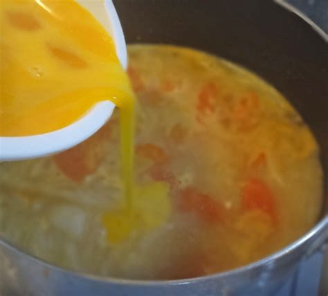 トマトとふんわり卵の味噌汁 Pure Life ～おいしく、楽しく、健康に。～
