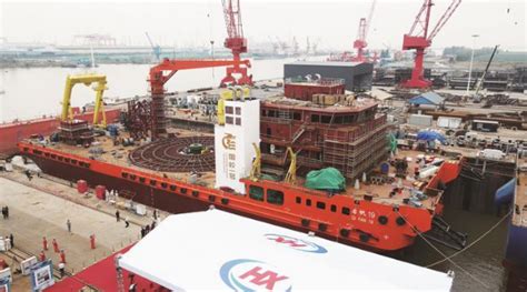 全国最大 国内首艘 万吨级海缆施工船在海门下水 南通市人民政府