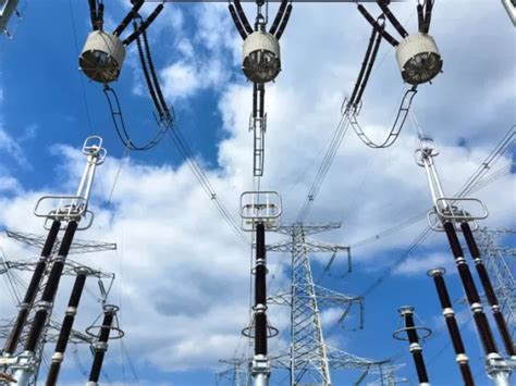 Double Column Horizontal Fracture Single Arm Telescopic Clamp Type Outdoor Three Phase High