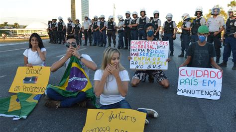 Fotos Protestos em Brasília 20 06 2013 UOL Notícias