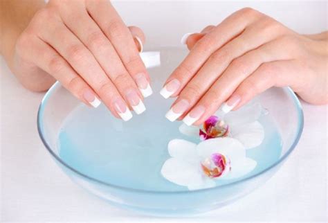 Cómo hacer para evitar tener uñas débiles y quebradizas