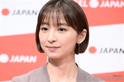 画像1117 篠田麻里子、タイトトップスで美ボディ強調「離婚しない男」オフショットに「セクシー」の声 モデルプレス