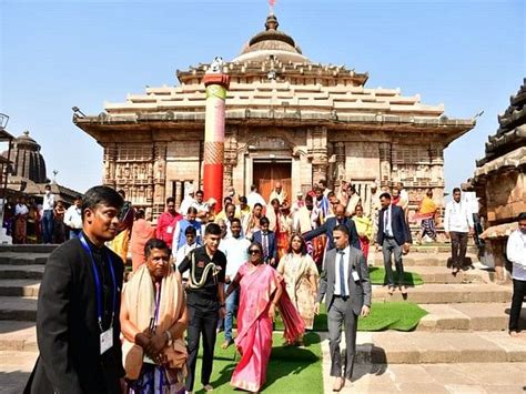 Prez Murmu Visits Lingaraj Temple On Second Day In Odisha Theprint
