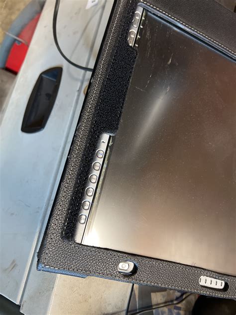 Diagnostic Trolley Diagbox With Computer Older Ps Auction We Value